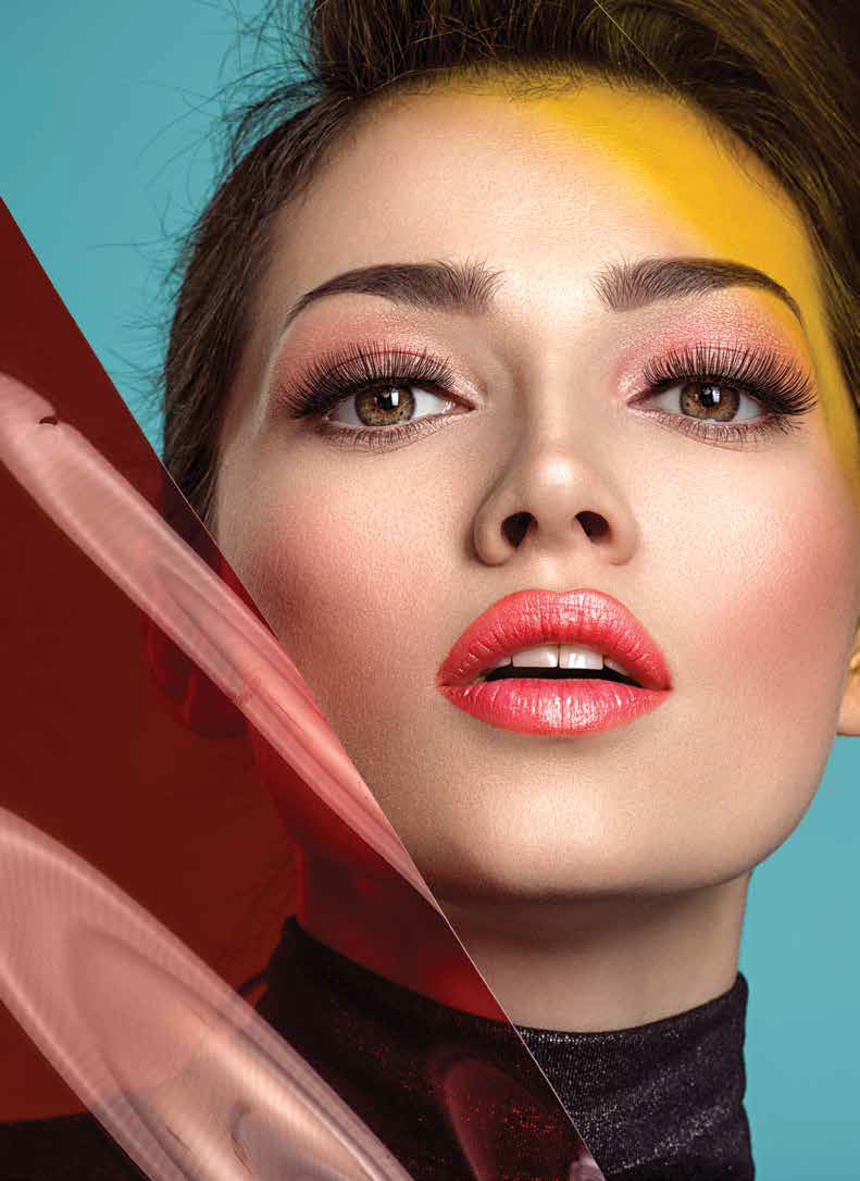 Cum purtăm rujul corai